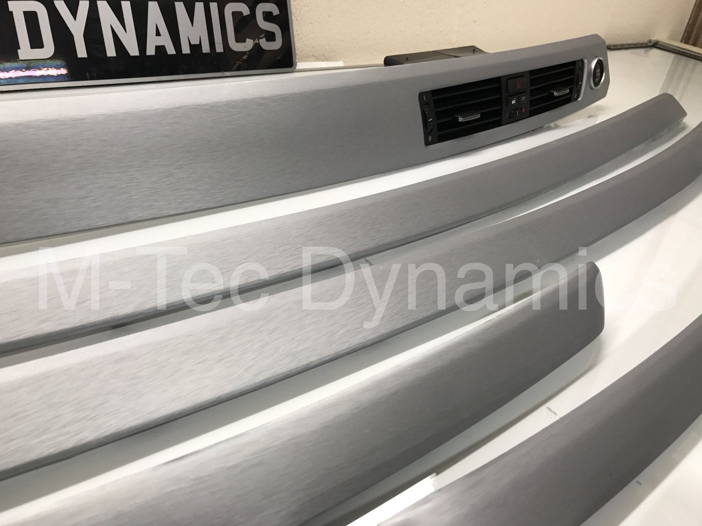 BMW E92 SILVER BRUSHED ALUMINIUM INTERIOR TRIM SET – M-Tec Dynamics