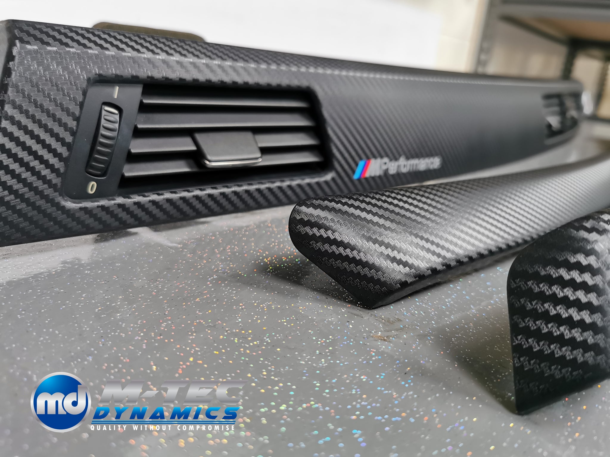BMW E90 E91 CCC I-DRIVE 3D BLACK CARBON INTERIOR TRIM SET – M-Tec Dynamics